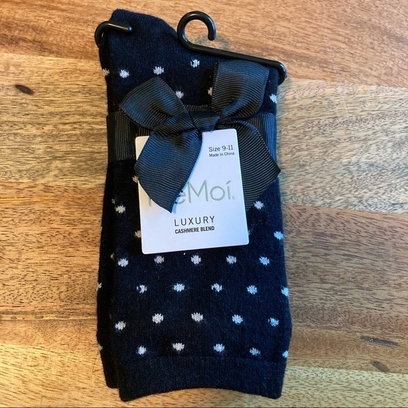 MeMoi | Accessories | Memoi Luxury Cashmere Blend Mini Dot Crew Socks ...